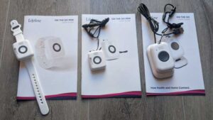 2025's Best Medical Life Alert Systems: Our Hands-On Test Results